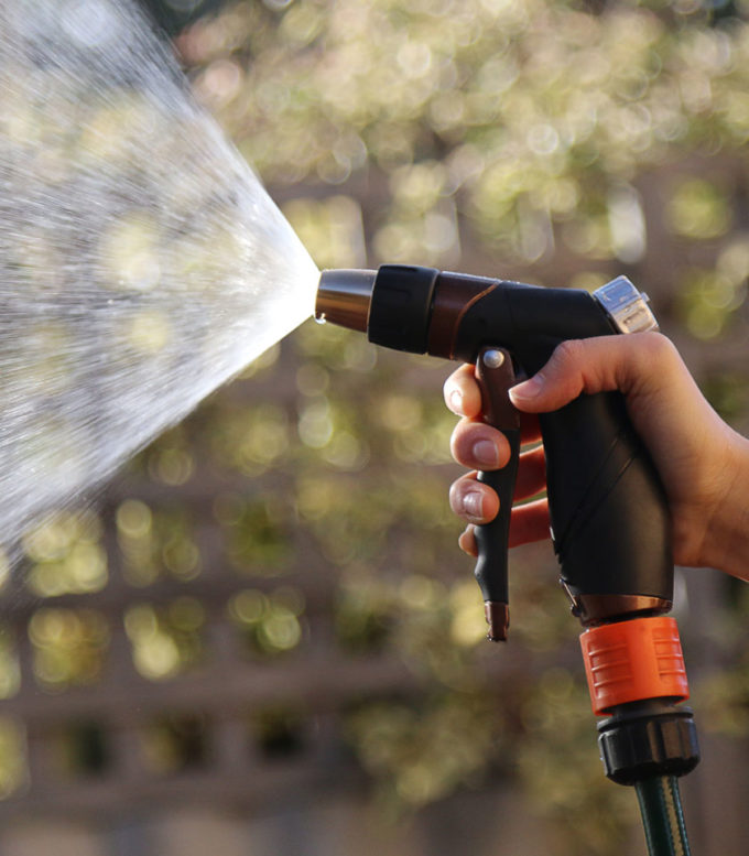 Spray Guns, Nozzles and Wands - Holman Industries