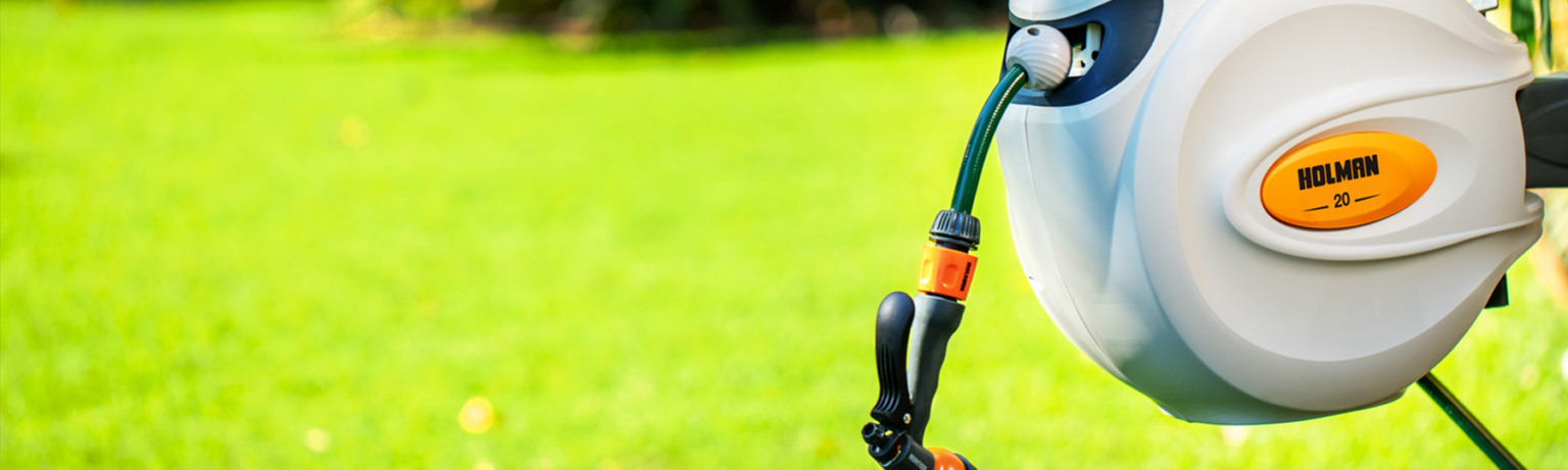 6 tips for successful gardening in Summer - Holman Industries